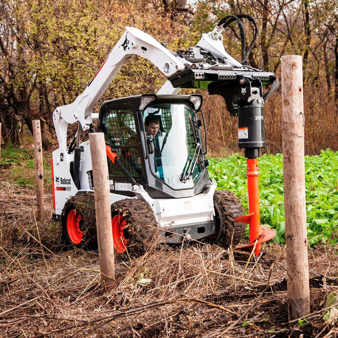 Bobcat S590 Skid Steer Loader