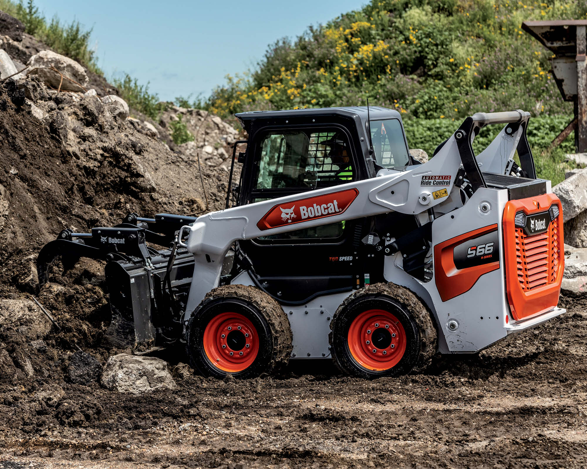 Bobcat S66 Skid Steer Loader | Delecca's