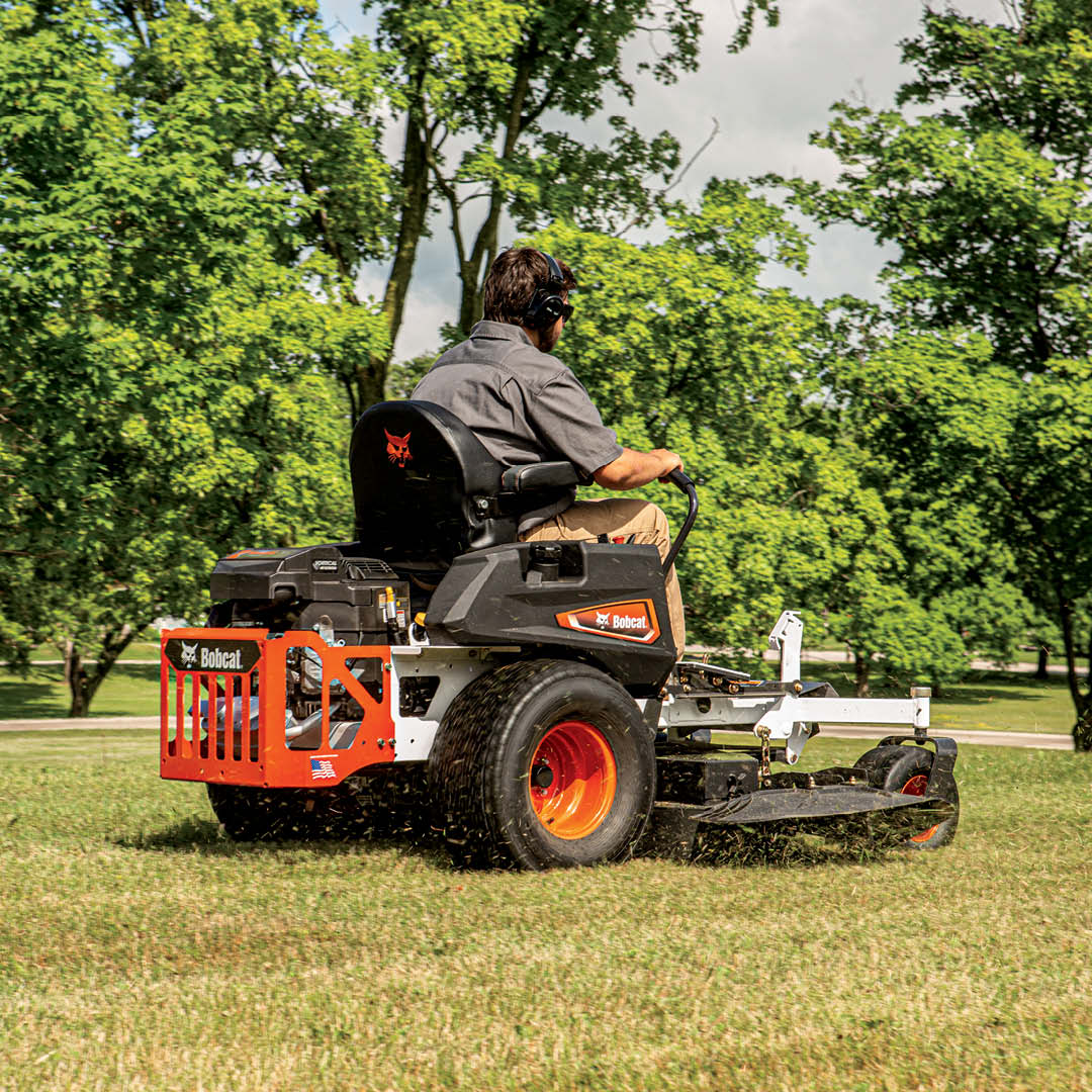 Bobcat ZT3000 Zero Turn Mower | Delecca's