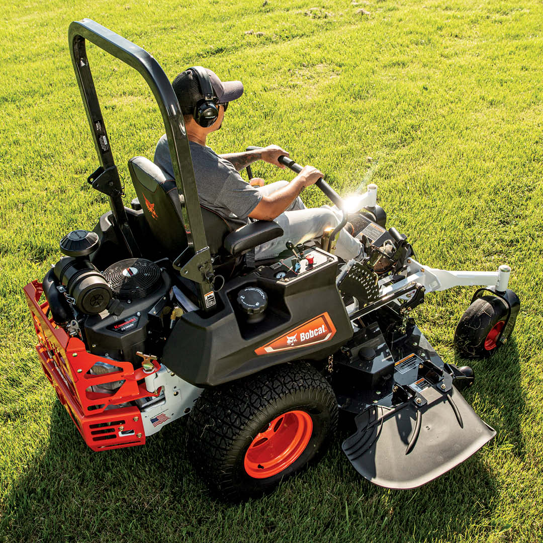 Bobcat ZT7000 Zero Turn Mower | Delecca's