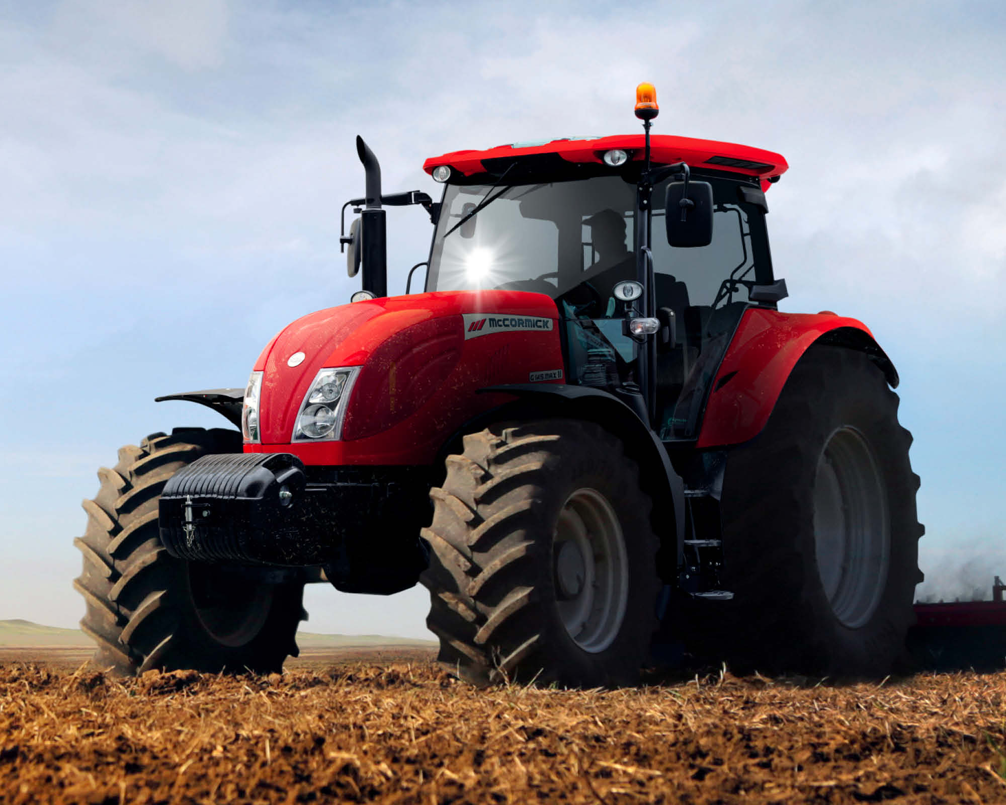 McCormick G-MAX Farm Tractor | Delecca's