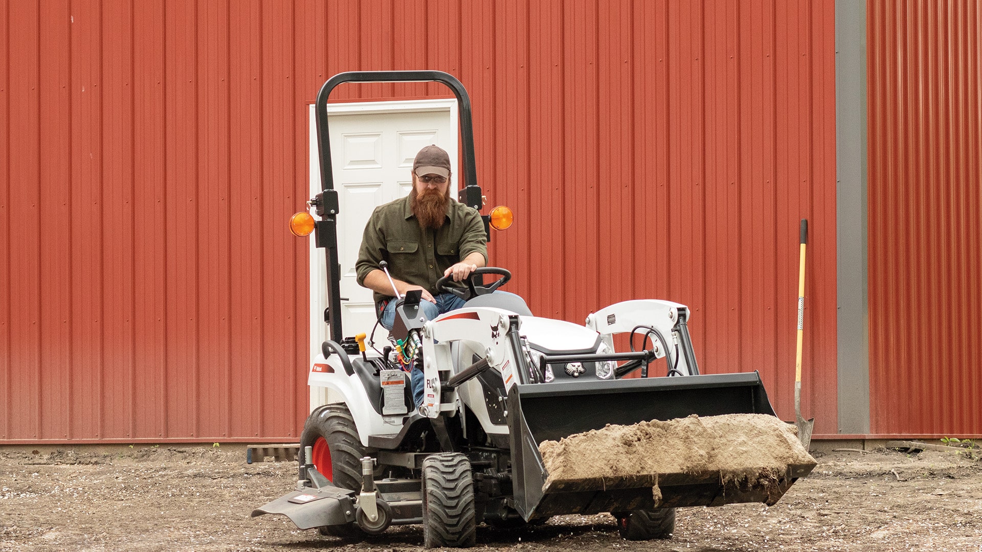 Bobcat CT1025 Compact Tractor | Delecca's