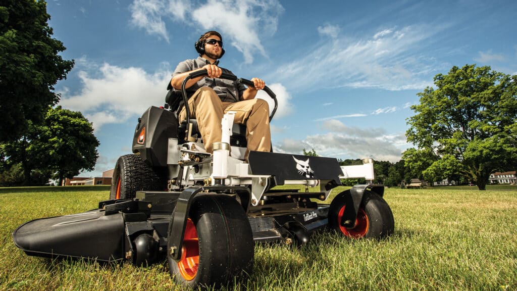 Bobcat ZT3000 Zero Turn Mower | Delecca's
