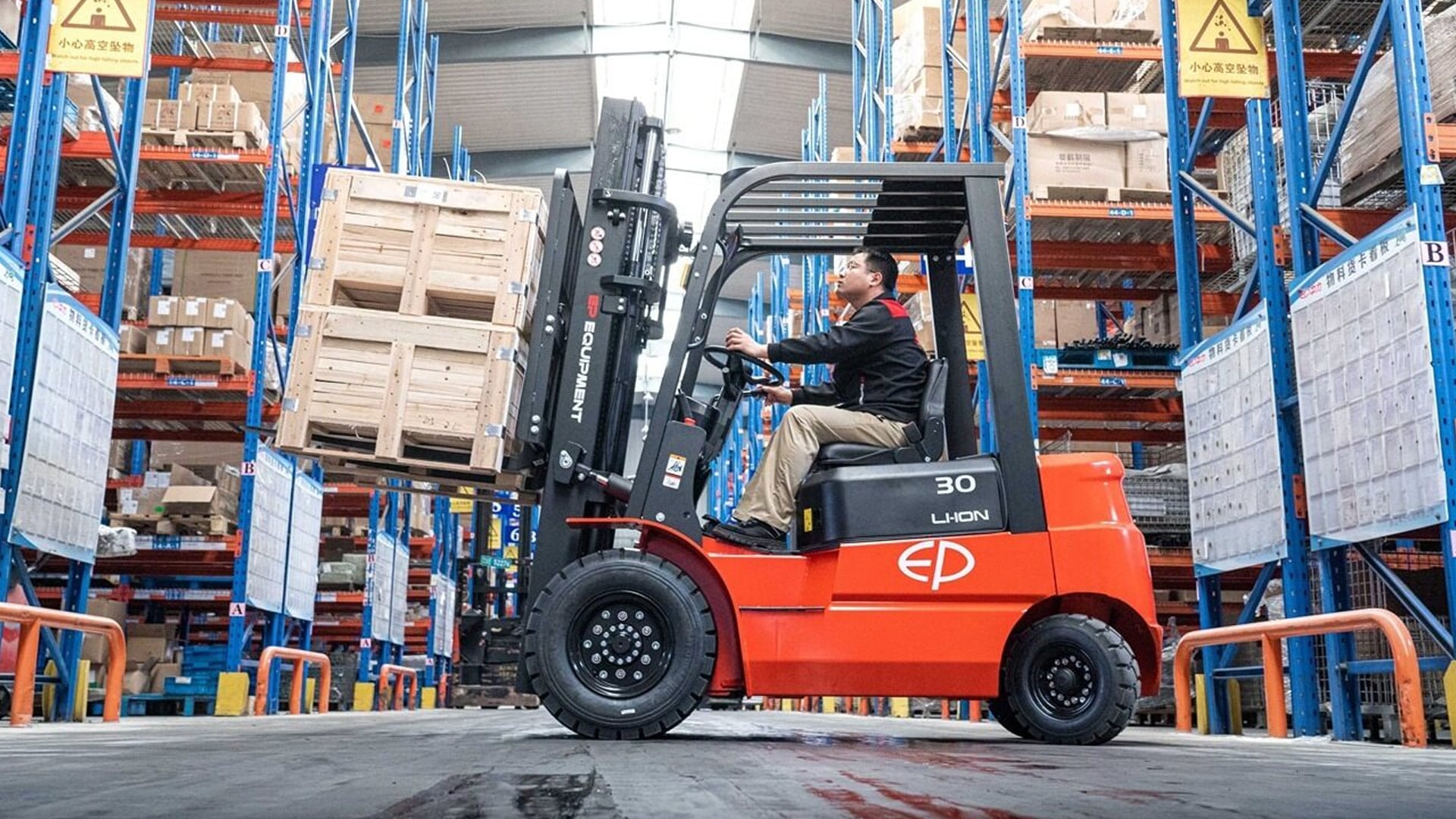 EP EFX252 Electric Forklift | Delecca's