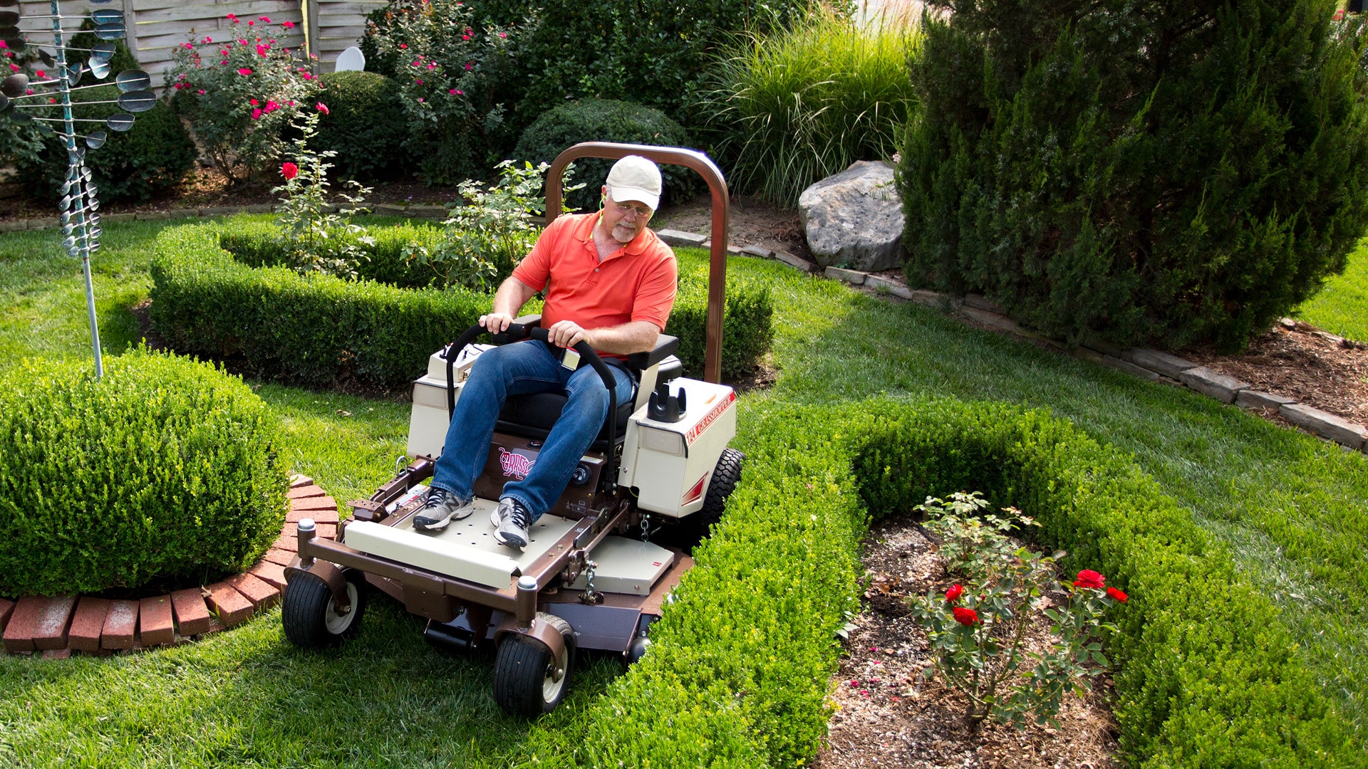 Grasshopper 124V Zero Turn Mower | Delecca's